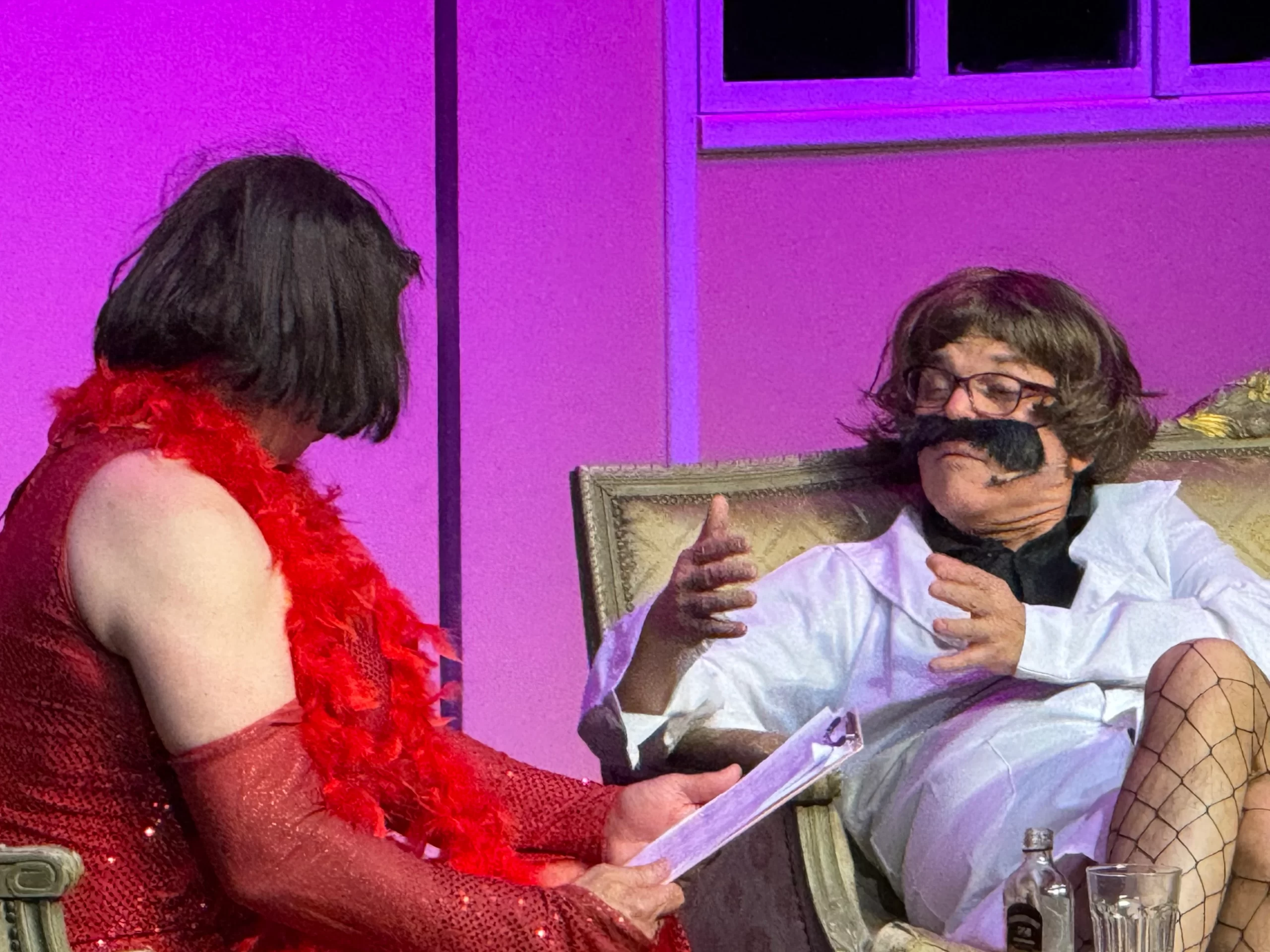 Alfredo Casero y Fabio Alberti celebran "Cha cha chá" en Teatro Stella
